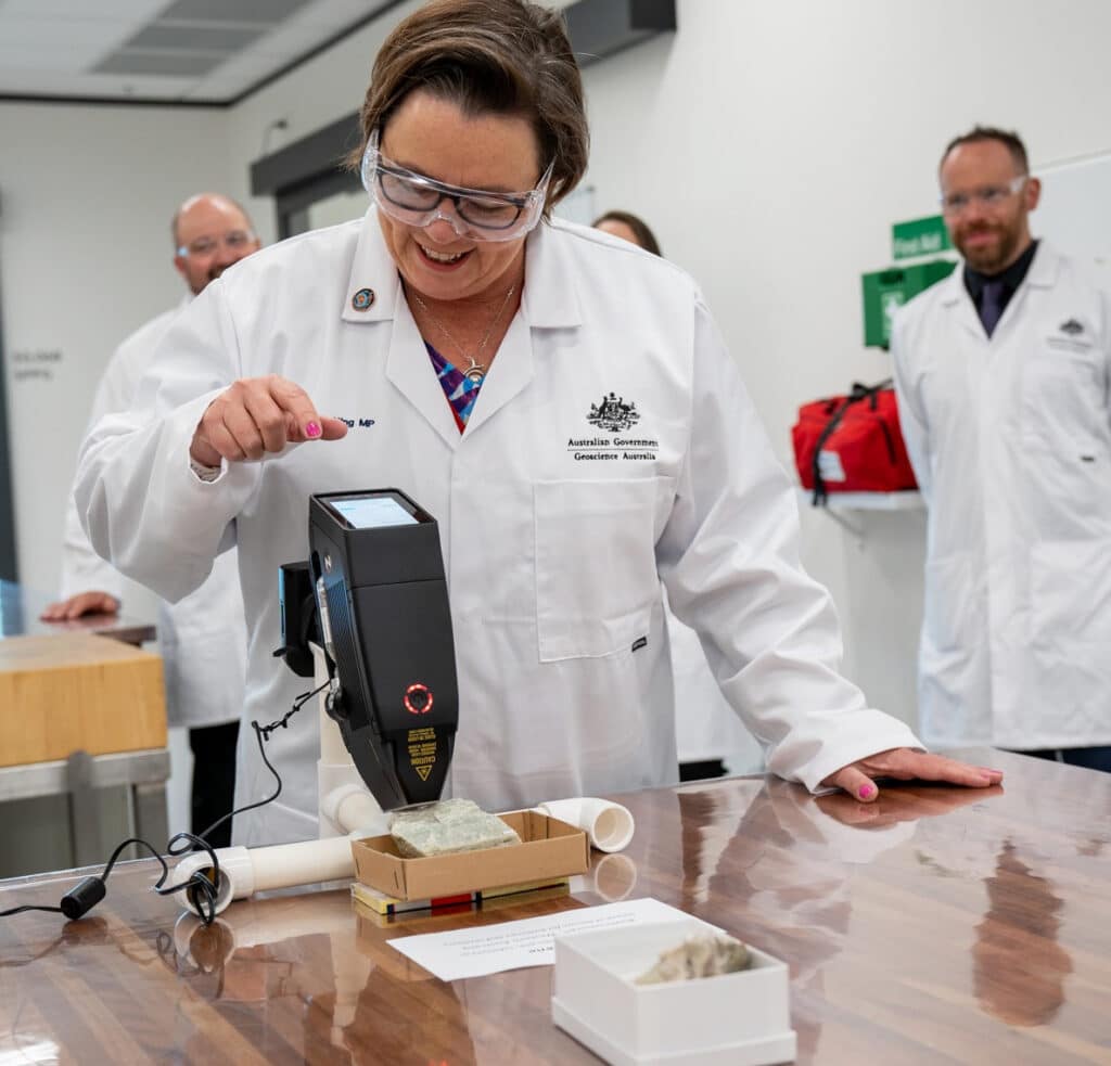 New laboratory to support earth sciences - Australian Mining