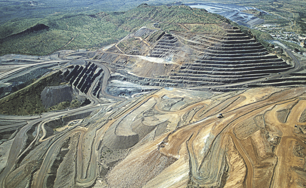 Mining satellite imaging data for environmental outcomes