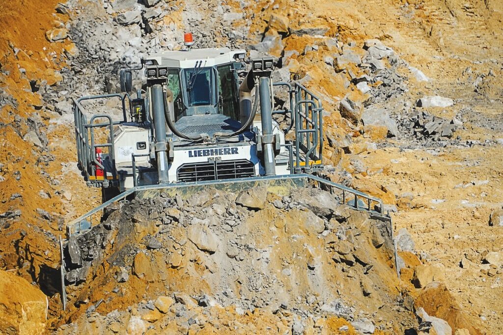 How Liebherr's new hydrostatic dozer gives miners an edge - Australian ...