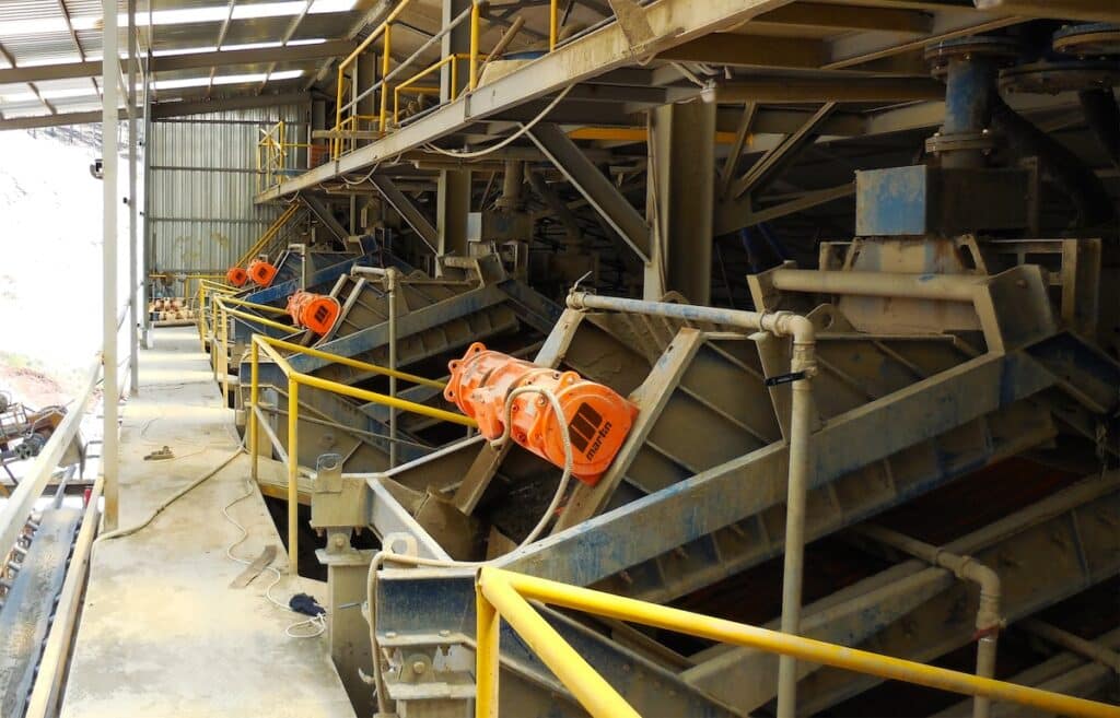 Meshing with efficiency: Vibratory screening of mined materials ...