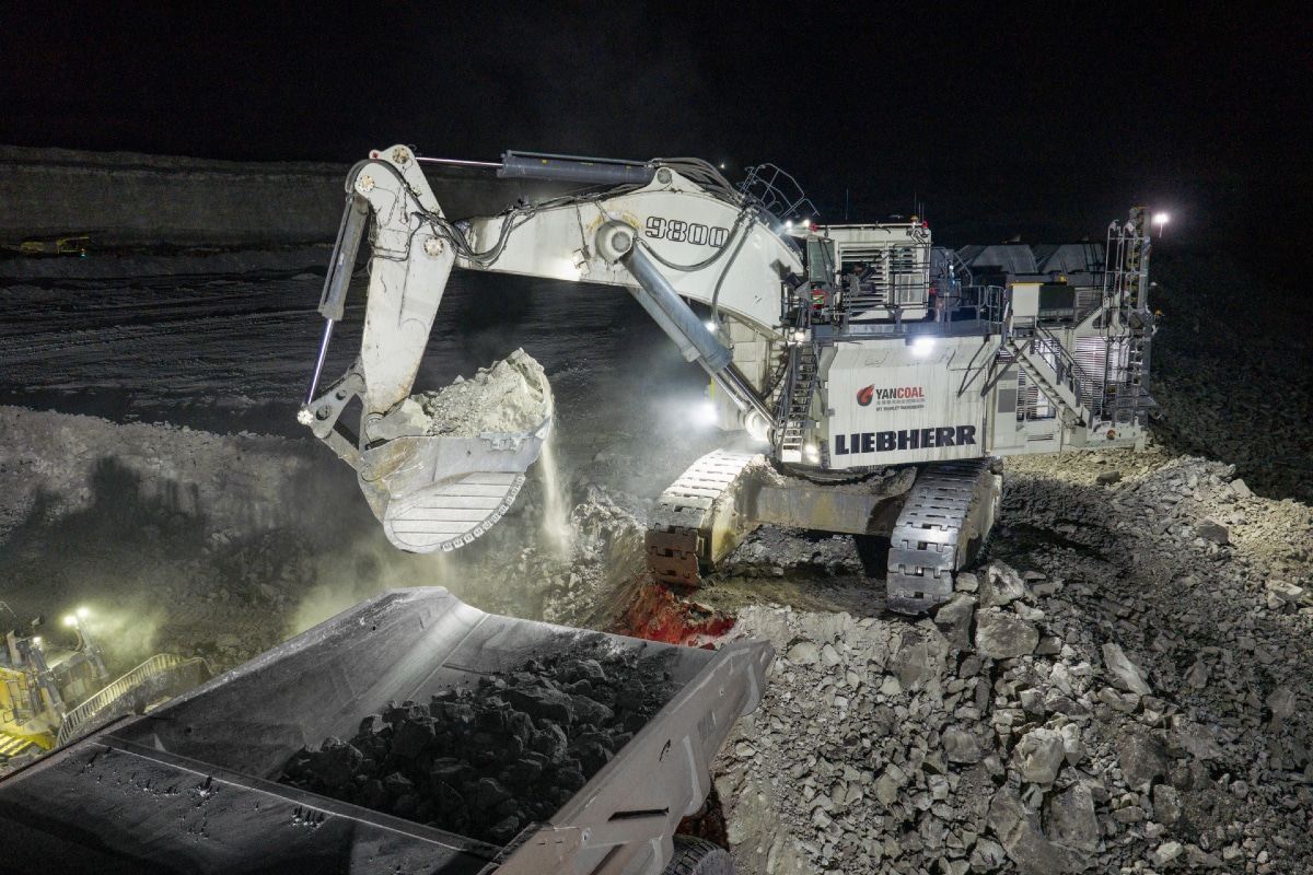 Liebherr's R 9800 sets new benchmark at MTW - Australian Mining