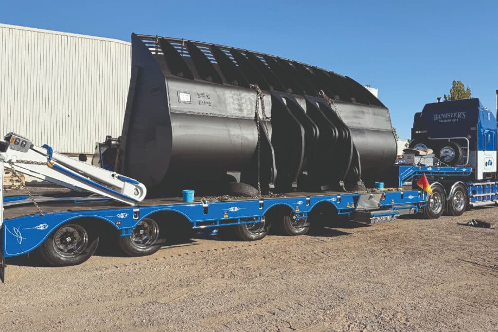 Schlam customises wheel loader buckets for greater flexibility ...